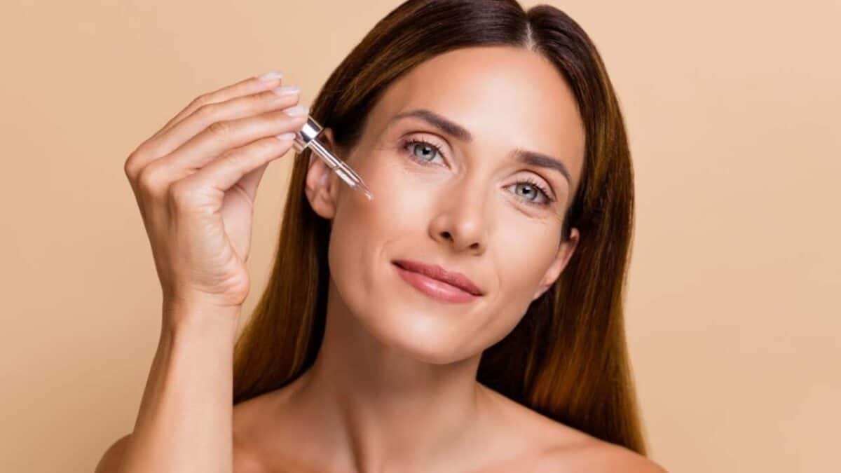 Beauté: Dior lance un stylo qui réduit les rides de 45% en 4h en. Une ...